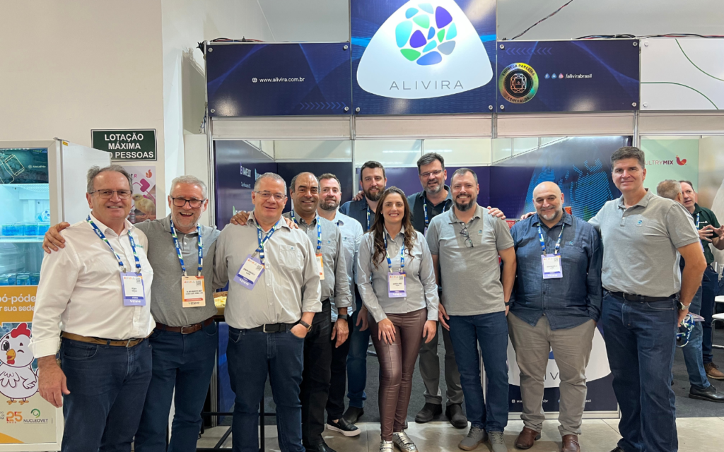Alivira apresenta produto natural para aves durante o SBSA 2025 | Feed&Food